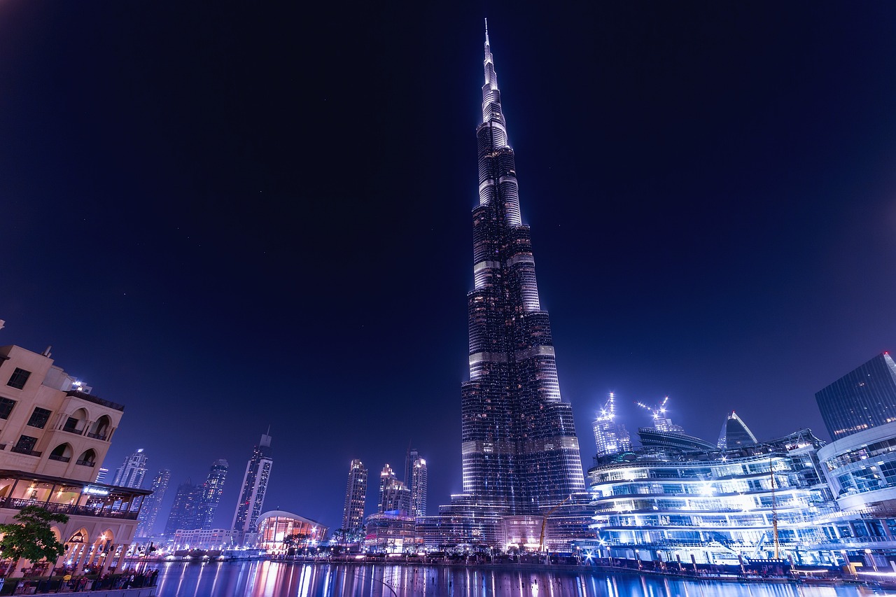 Discover Burj Khalifa Dubai Iconic Skyscraper & Visitor Tips